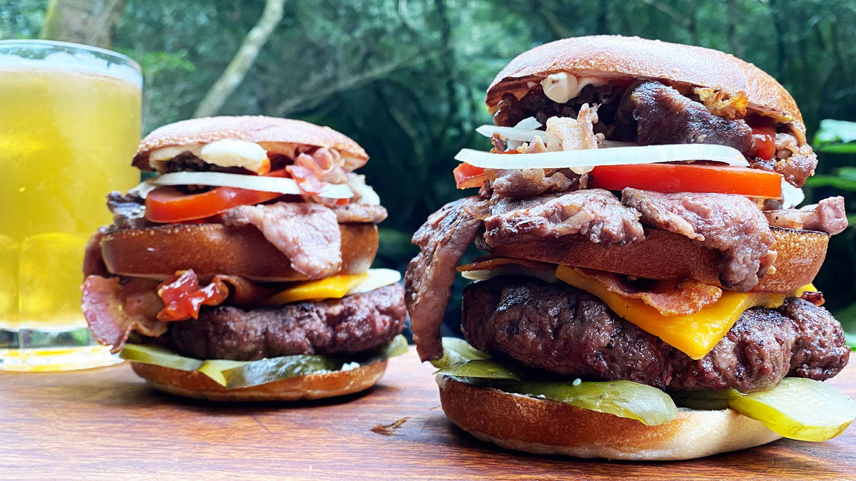Beef Bacon Bagel Burger – BBQ Pit Boys