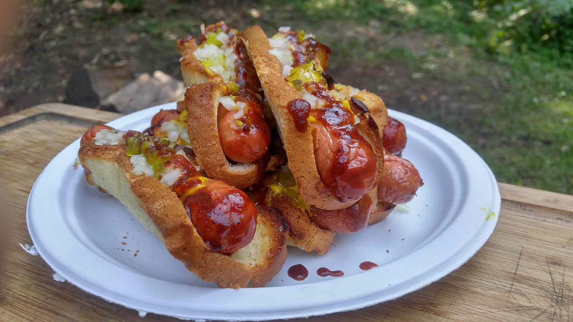 Toasted Dogs – BBQ Pit Boys